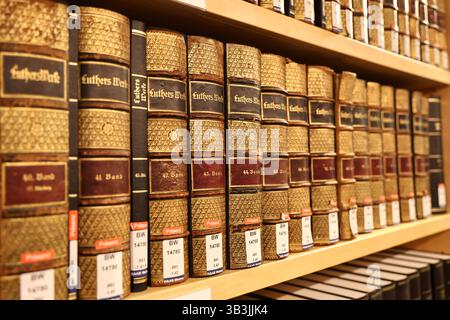 Studienzentrum der Herzogin Anna Amalia Bibliothek in Weimar Stock ...