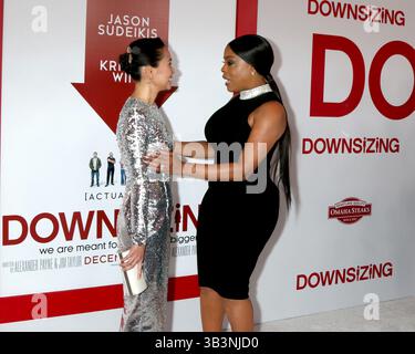 LOS ANGELES - DEC 18: Hong Chau, Niecy Nash at the "Downsizing" Special ...