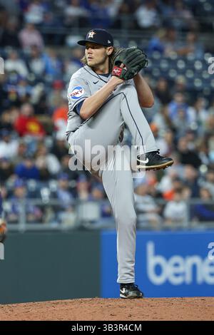 Houston Astros relief pitcher Steven Okert throws against the Seattle ...