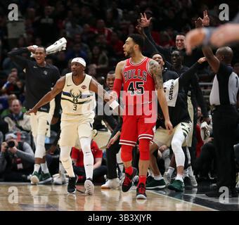 Chicago Bulls guard Denzel Valentine (45) in the first half of an NBA ...