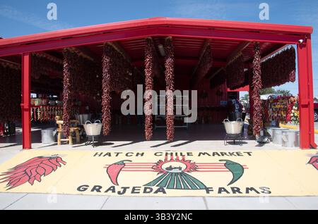 Hatch Chile Market sells dried chile peppers, Hatch, New Mexico ...