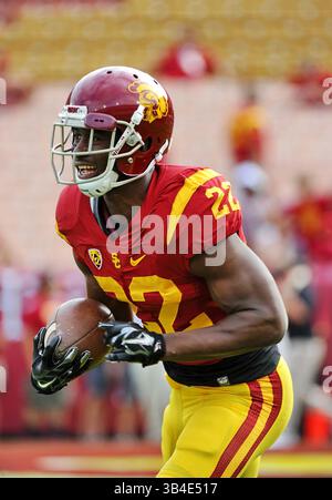 September 12, 2015: Justin Davis of the USC Trojans in action during a ...