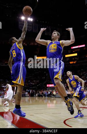 Golden State Warriors forward Andrew Wiggins sits befor posing for ...
