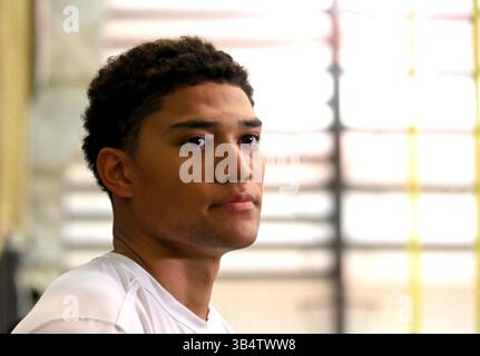 Baltimore Ravens safety Kyle Hamilton (14) in action during the first ...