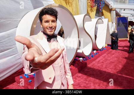 Sebastian Yatra arrives at the Oscars on Sunday, March 27, 2022, at the ...
