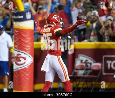 Kansas City Chiefs cornerback Jaylen Watson (35) against the New York ...