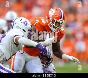 September 10, 2022: Furman RB Dominic Roberto #8 catches a pass in the ...