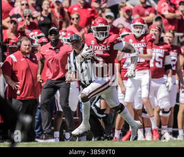 South Carolina running back Raheim Sanders runs a drill at the NFL ...