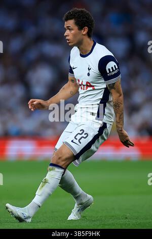 Brennan Johnson (22) of Tottenham Hotspur F.C. during the Premier ...
