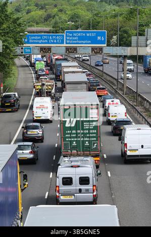 West Bromwich, Birmingham, May 2nd 2025. May Bank Holiday traffic is ...