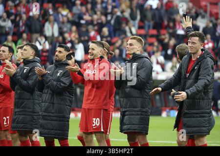 from left to right Christian Guenter, Nicolas Capaldo (HSV Hamburg ...