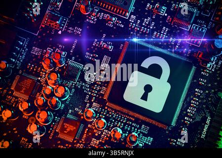 FOTOMONTAGE, Computerchip mit Schloss-Symbol, Symbolfoto Datenschutz ...