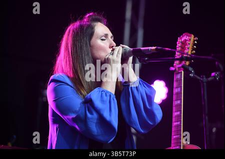 Sandi Thom Performing at Doncaster DN ONE Live , Uk , 04.09.2022 Stock ...
