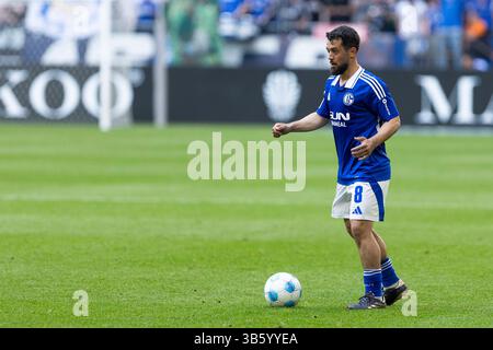 Amin Younes (FC Schalke 04 #8), Freisteller, Portrait / Portr?t, SV ...