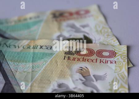 Papua New Guinea Money (K100 Notes Stock Photo - Alamy