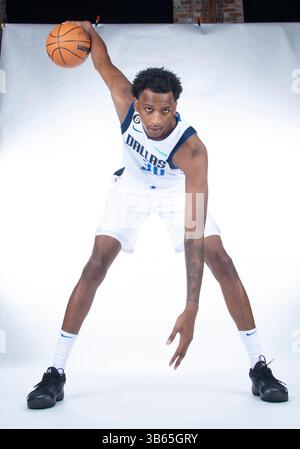 Dallas Mavericks forward Marcus Bingham Jr. (30) during an NBA ...