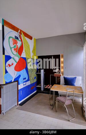 E 1027, eileen gray, le corbusier, villa, house, france, Exposition, Un ...