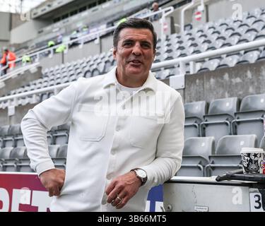 Brian Carney, Sky Sports Rugby League presenter during the Betfred ...