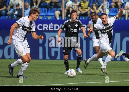 Maximo Perrone of Como 1907 in action during the Serie A football match ...