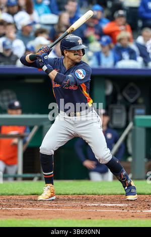 Houston Astros' Mauricio Dubon (14) at bat against New York Yankees ...