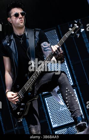 Lonny Eagleton of Black Veil Brides performs at the Louder Than Life ...