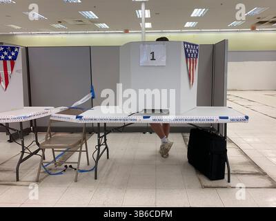 July 19, 2022, Charlotte, North Carolina, USA: Poll worker Robert ...