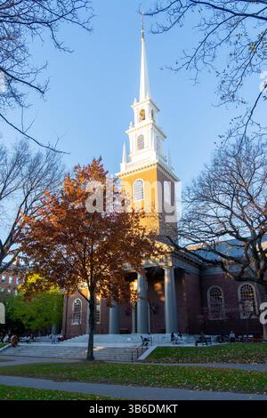 Memorial Church of Harvard University in Harvard Yard.Harvard ...
