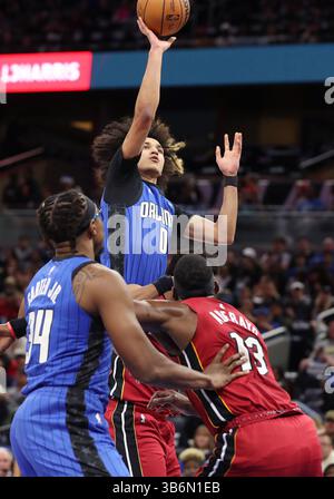 Orlando Magic guard Anthony Black (0) dunks the ball against the ...