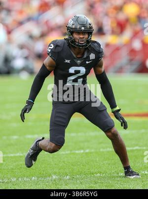 September 23, 2023: Iowa State's J.R. Singleton (58) sacks the Oklahoma ...