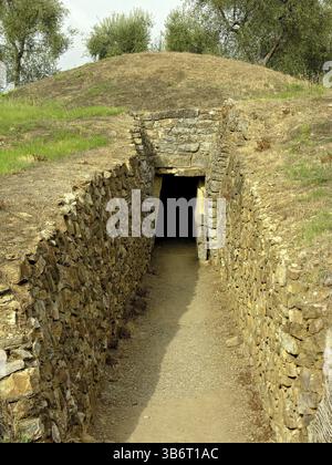 Etruscan tomb, tumulus, Tomba del Diavolino II, Devil II, excavations ...