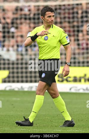Salerno, Italy, 04 Mayl,2025 Alessandro Prontera the referee during the ...