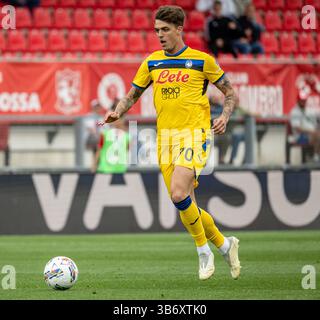 Daniel Maldini of Atalanta BC play the ball during Atalanta BC vs US ...