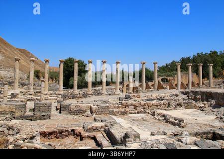 Ancient Roman colonnaded street at Beit She’an archaeological site ...