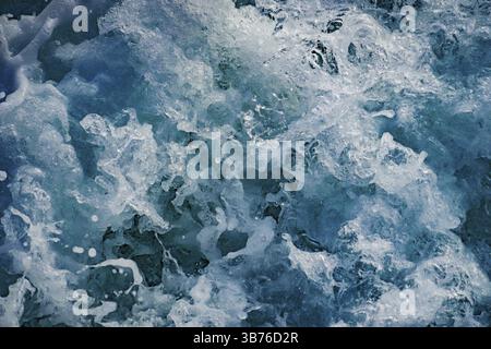 Intense splash image (wallpaper material). Shooting Location: Sendai ...