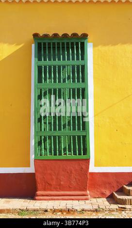 Typical colonial building with wooden grate in Trinidad, Cuba Stock ...