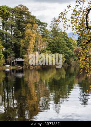Derwentwater - Manesty Park - Boathouse Stock Photo - Alamy