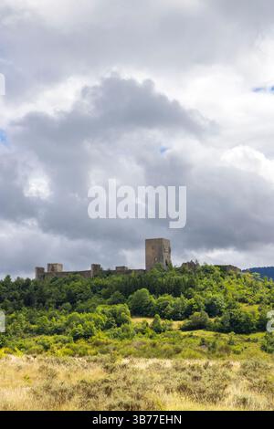 Medieval Puivert castle, Aude, Occitanie, South France Stock Photo - Alamy