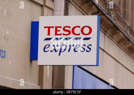 Tesco Express, Sheffield Stock Photo - Alamy
