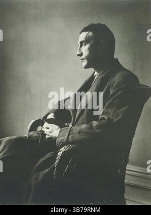 Marcel Duchamp. Museum: © Man Ray Trust Stock Photo - Alamy