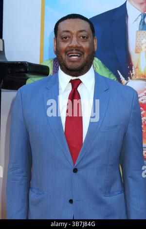 LOS ANGELES - APR 30: Cedric Yarbrough at the Unfrosted Premiere at the ...