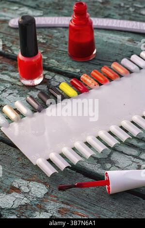 Assorted paint colors and tube on a wooden palette, close up Stock ...
