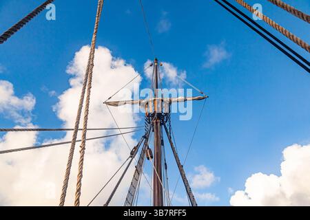 The mast of old ship with sail and ladder made of rope Stock Photo - Alamy