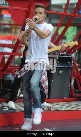 New York, NY - August 23, 2022: Ukrainian supporters organized a ...
