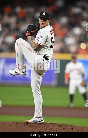 Houston Astros starting pitcher Hunter Brown throws against the ...