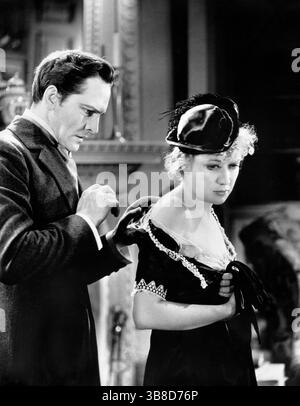 Fredric March, Miriam Hopkins, on-set of the film, "Dr. Jekyll And Mr ...