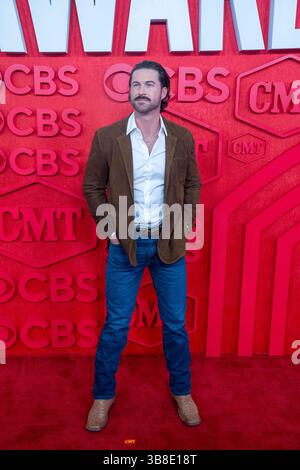 Riley Green walks the red carpet before the “The 59th Annual CMA Awards ...