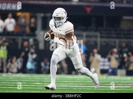 Dallas Cowboys running back Jaydon Blue runs with the ball during NFL ...