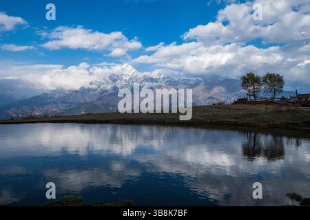 Langtang Lirung seen from the Tamang Heritage Trail, Nagthali, Nepal ...
