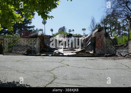 Altadena, California, USA 7th May 2025 Altadena aftermath and cleanup ...