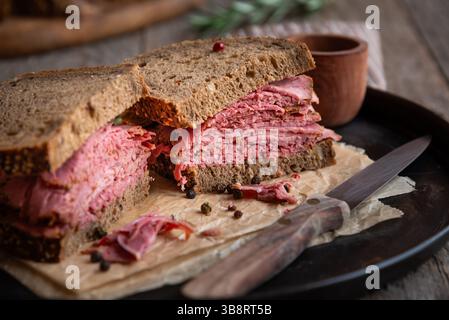 Pastrami sandwitch, sliced pastrami meat with bread Stock Photo - Alamy